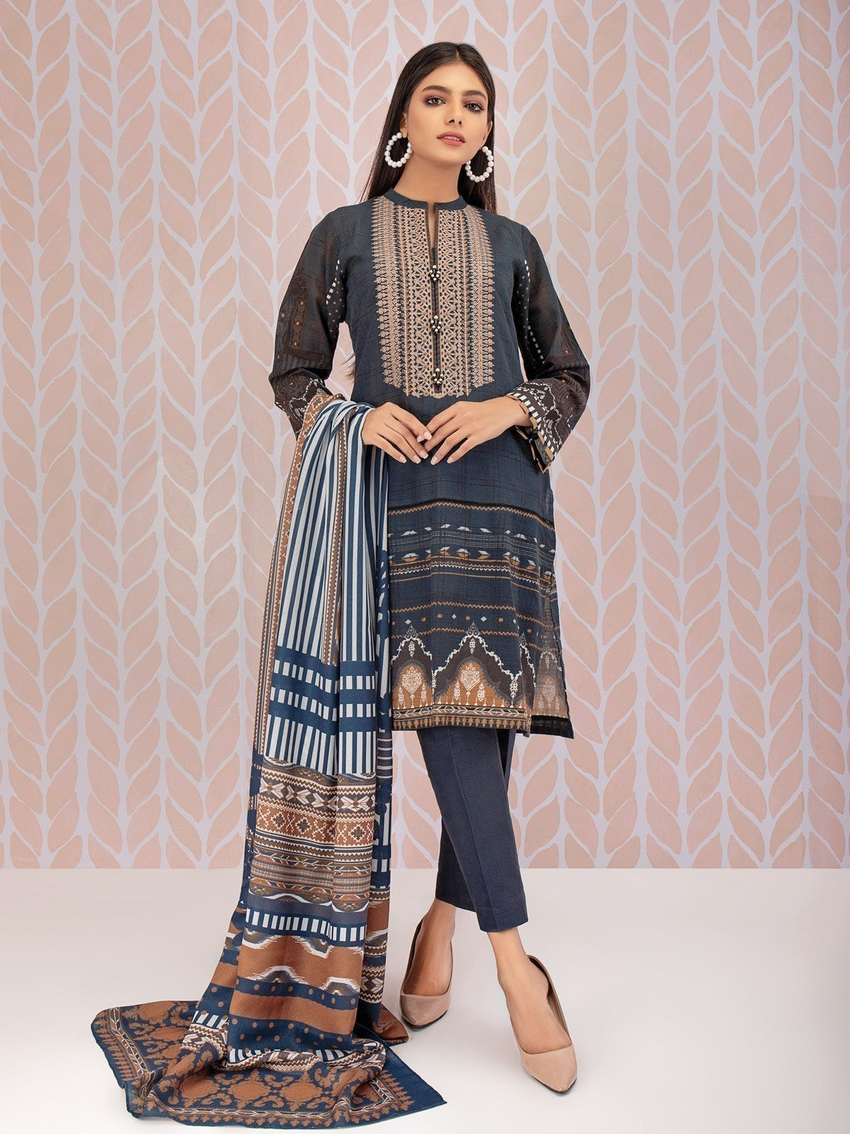 edenrobe Women's Teal Unstitched 3PC Crepe - EWU21V11-21645 – edenrobe Pakistan