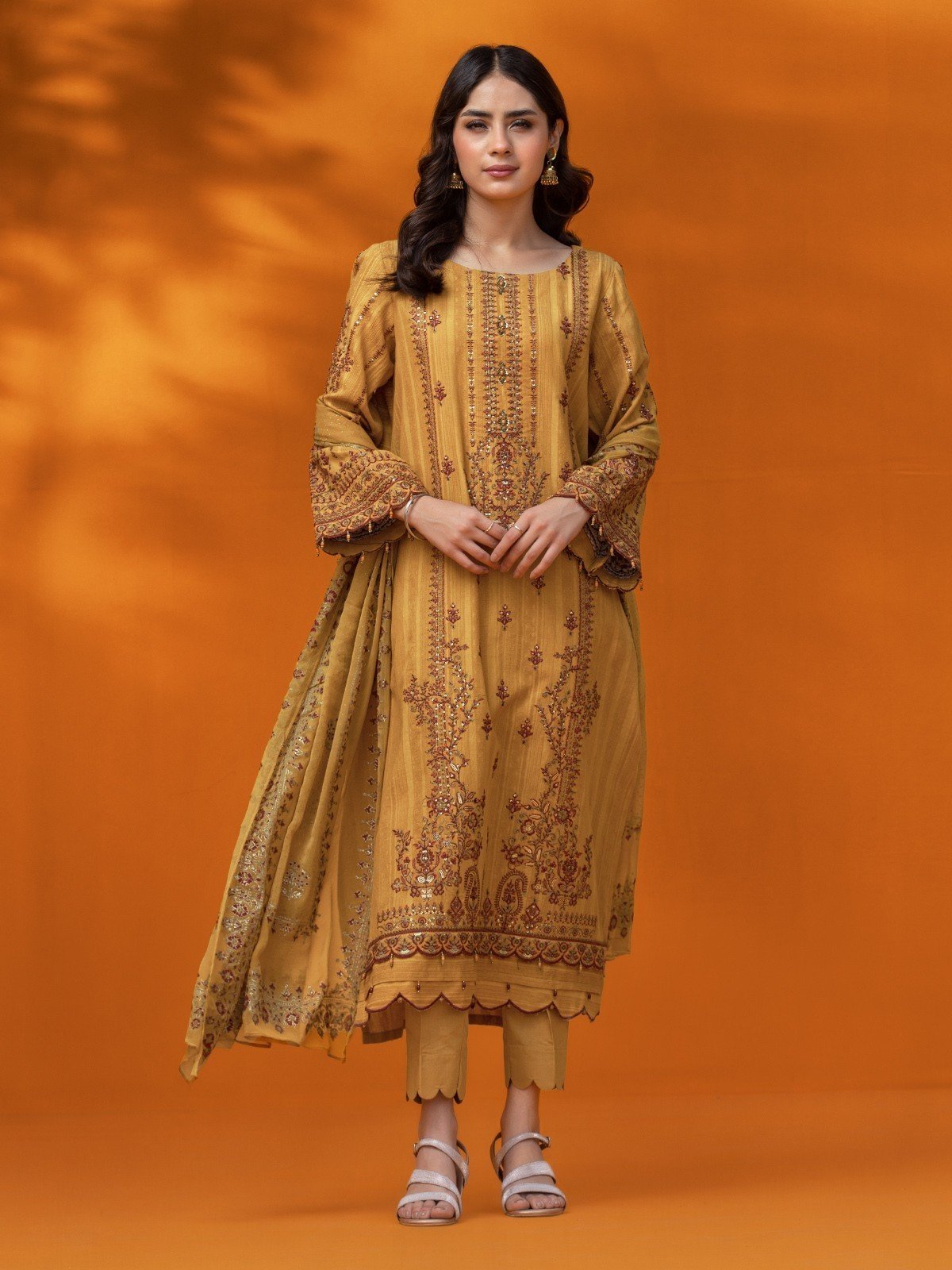 edenrobe Women's Dark Mustard Unstitched 3PC Dobby - EWU23V7-26744-3P – edenrobe Pakistan