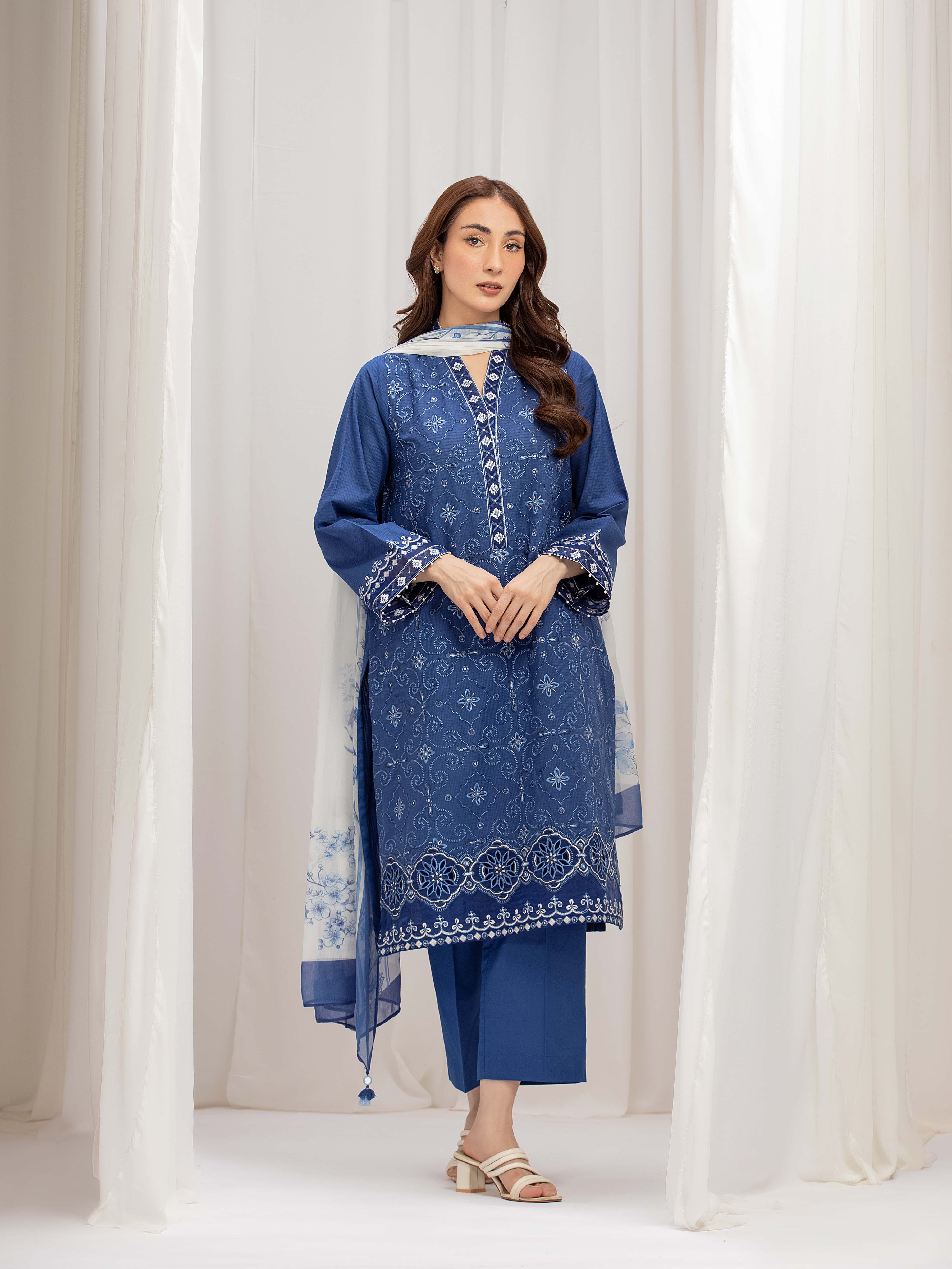 edenrobe Women's Blue Ready To Wear 3Pc Lawn - EWTKED5-82403-3P ...