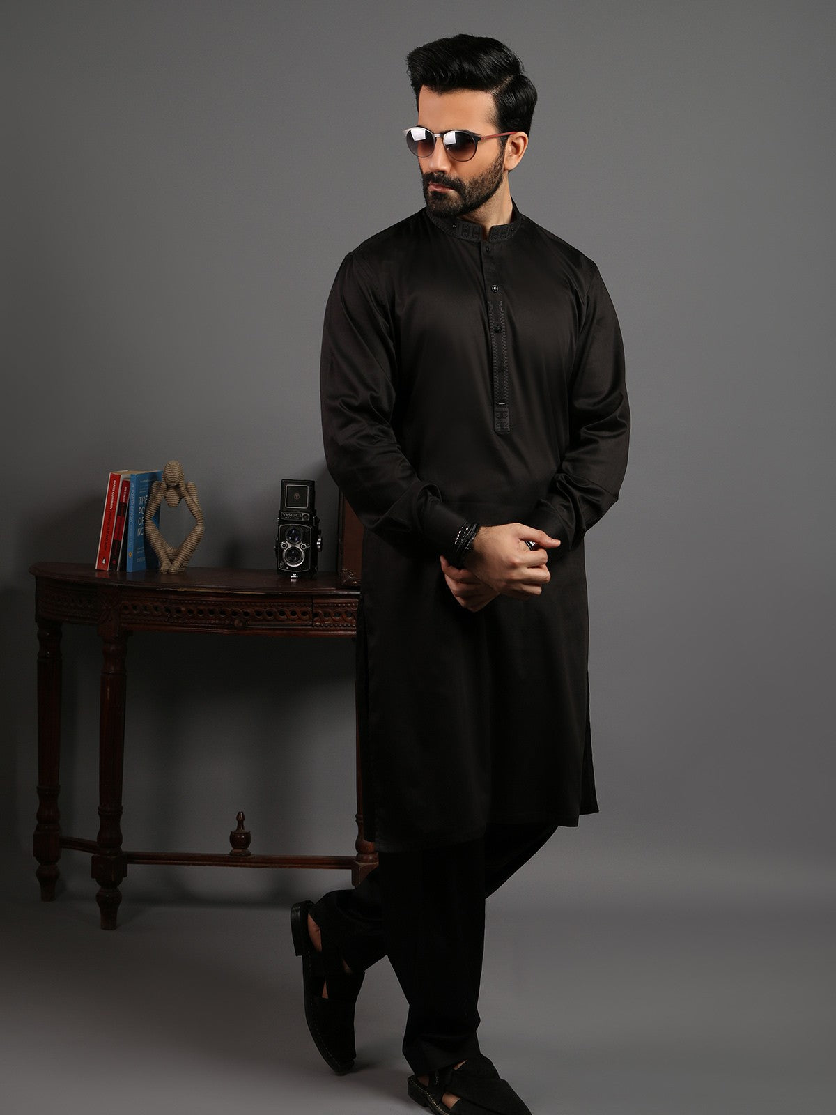 edenrobe Men's Black Swish Collection - EMTKS19-028 – edenrobe Pakistan