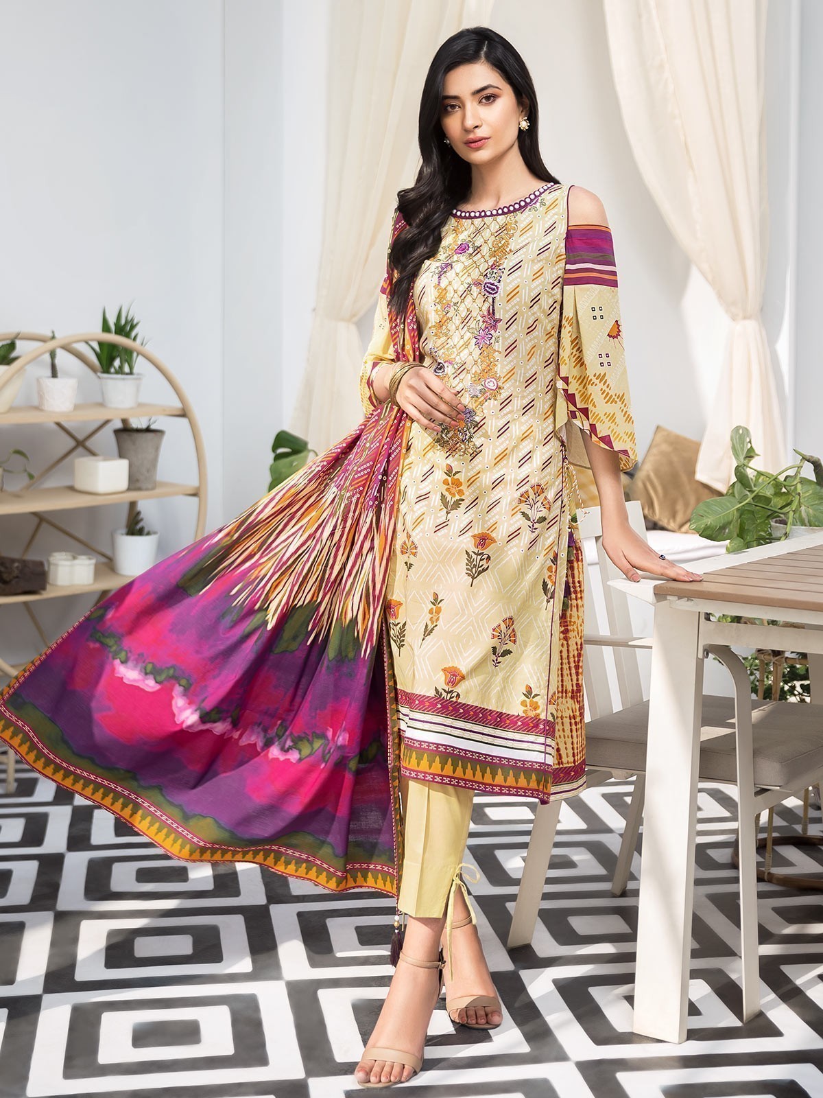 edenrobe Women's Beige Unstitched 3PC - EWU20V1-19935 – edenrobe Pakistan