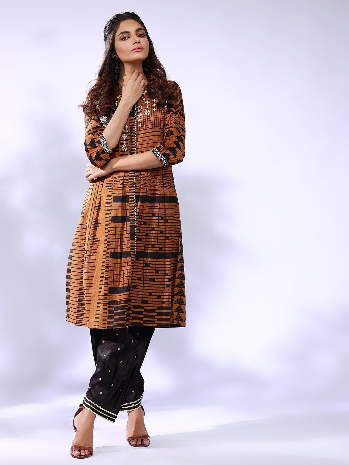 edenrobe Women's Black & Brown Ready To Wear 1PC Lawn - EWTKE21-67178 ...