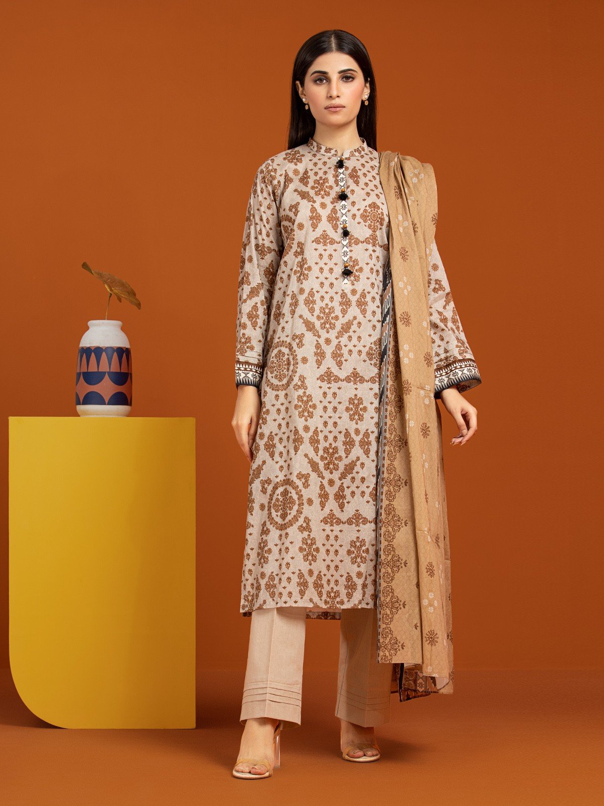 edenrobe Women's Beige Unstitched 3PC Khaddar - EWU23A3-27014-3P ...