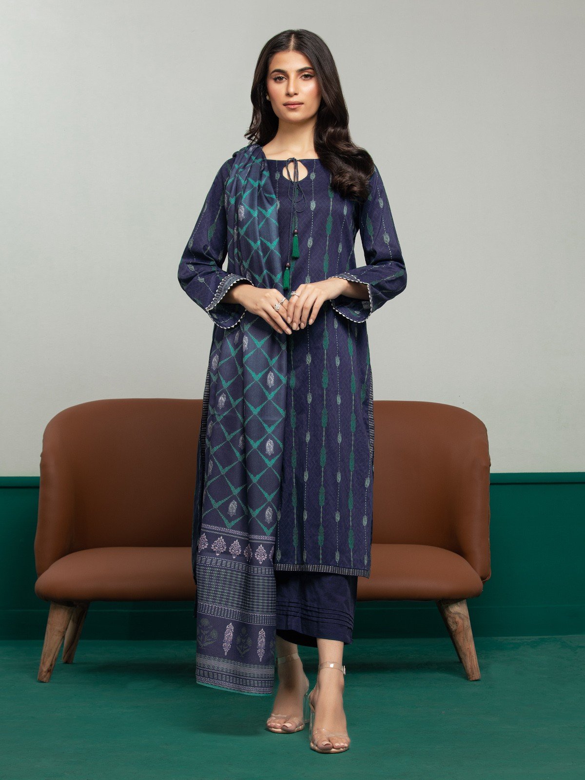 edenrobe Women's Unstitched 3PC Khaddar - EWU23A3S-27646-3P – edenrobe Pakistan
