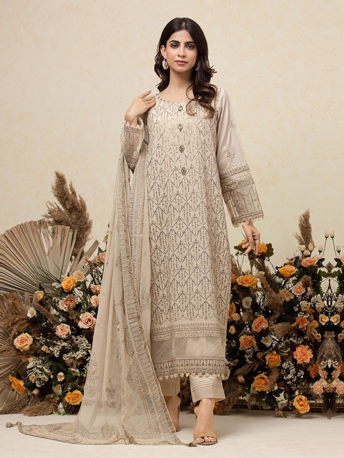 edenrobe Women's Beige Unstitched 3PC Silk - EWU23V16-26671 – edenrobe Pakistan